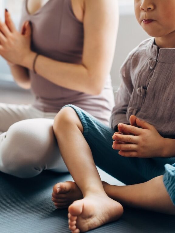 Here's How To Practice Simple Mindfulness Activities With Your Kids ...
