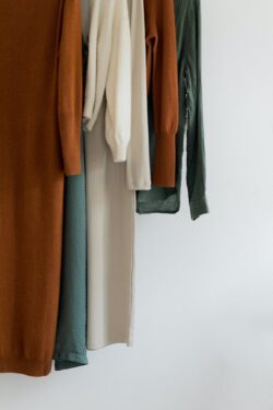 How To Use Color Psychology To Pick Your Clothing - The Good Trade