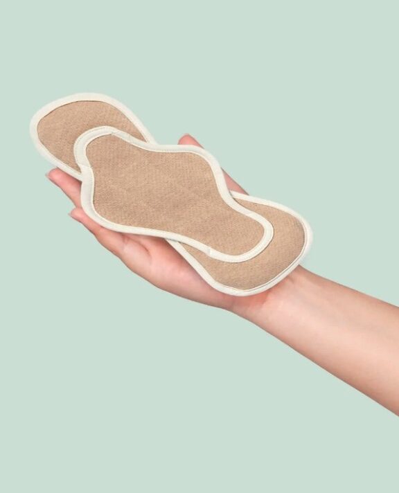 5 Reusable Period Pads You Can Throw In The Wash - The Good Trade