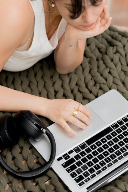 5 Best Writing Classes You Can Take Online - The Good Trade