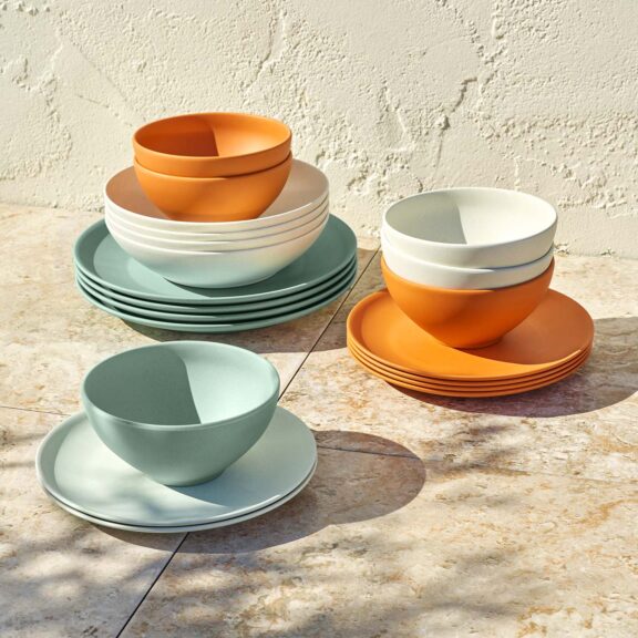 7 Ceramic Plate Brands For Sustainable Dinnerware - The Good Trade
