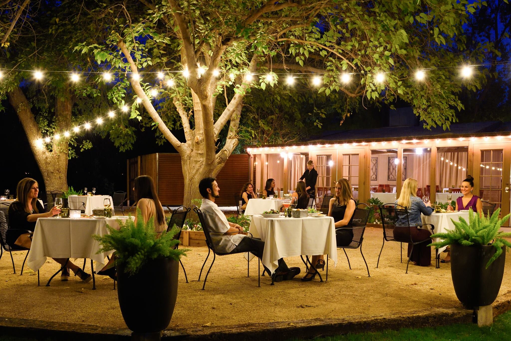 Our Favorite Farm-To-Table Restaurants Across The USA - The Good Trade