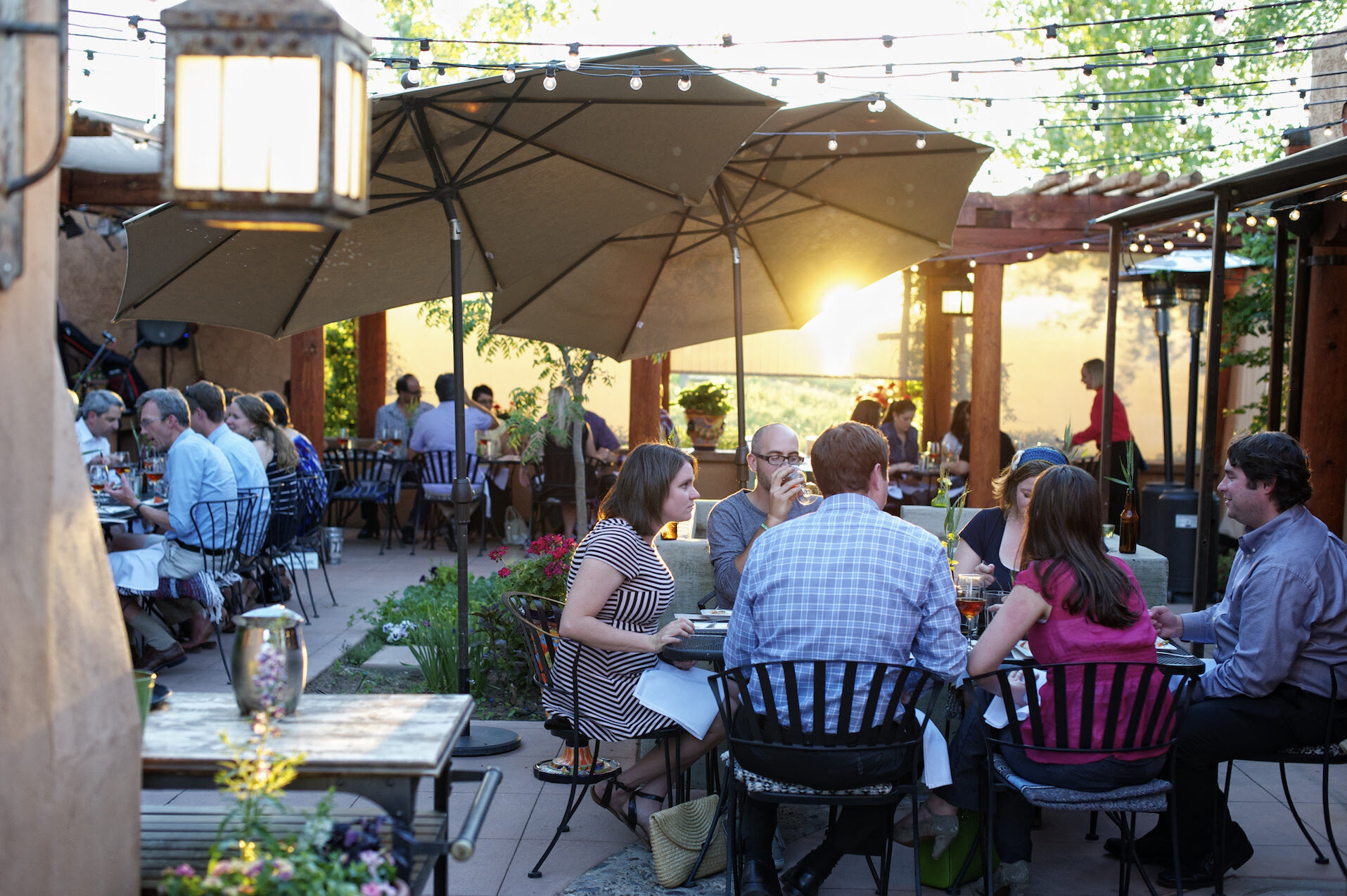 Our Favorite Farm-To-Table Restaurants Across The USA - The Good Trade