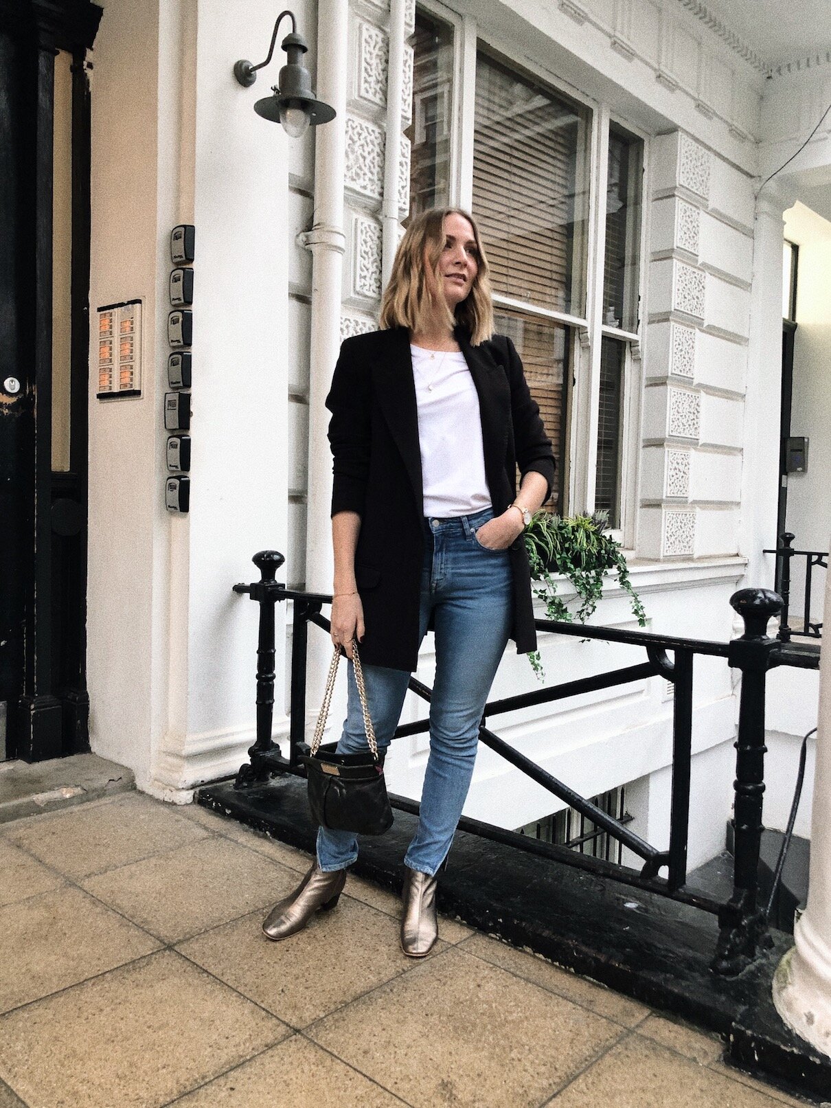 Week Of Outfits Series: A Week Of Versatile Capsule Wardrobe Outfits ...