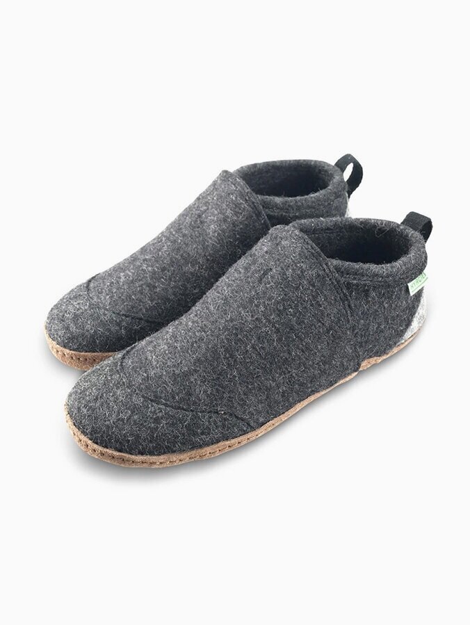 9 House Shoes To Keep Your Feet (And Your Floors) Sparkly Clean - The ...