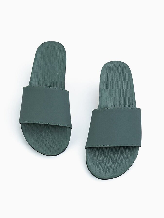 9 House Shoes To Keep Your Feet (And Your Floors) Sparkly Clean - The ...