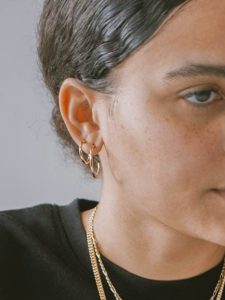 9 Minimalist Hoop Earrings We're Wearing On Repeat - The Good Trade