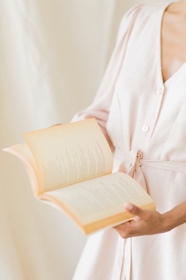 The Beginner's Guide To Reading (And Loving) Poetry - The Good Trade