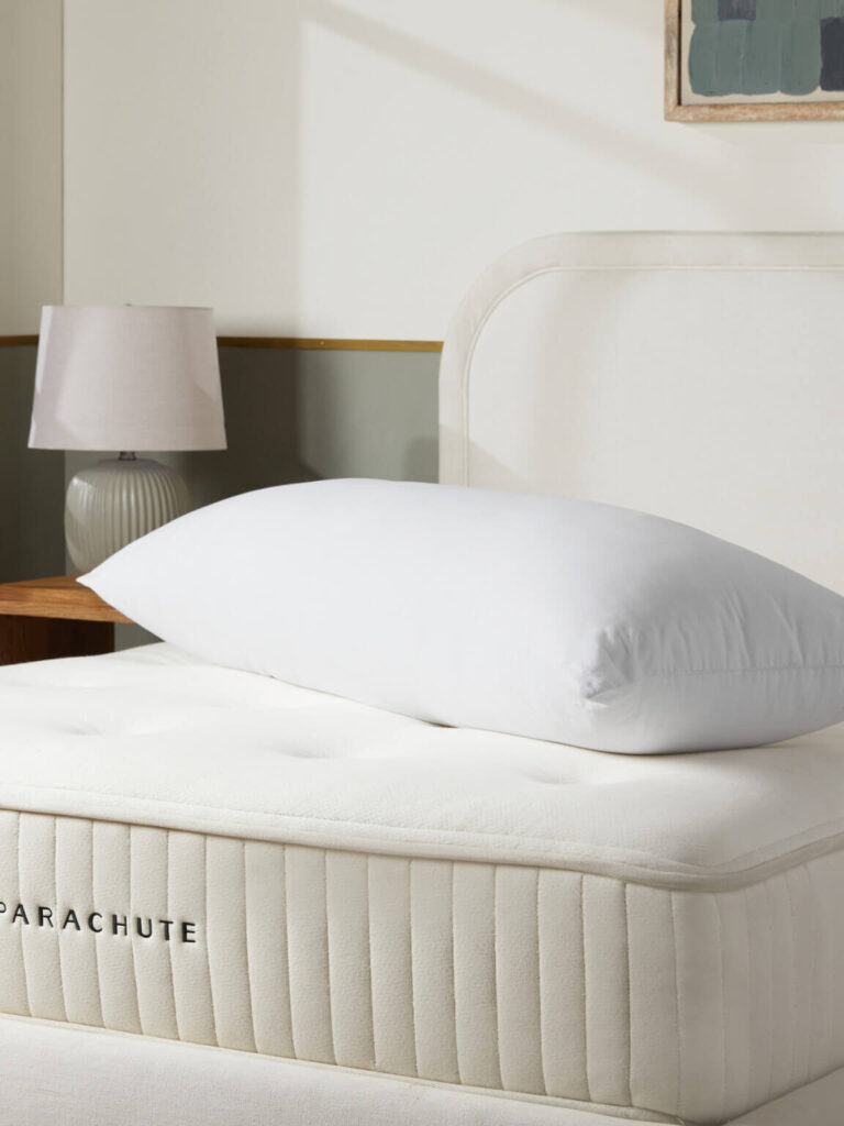 9 Best Organic & Nontoxic Body Pillows For 2025 - The Good Trade