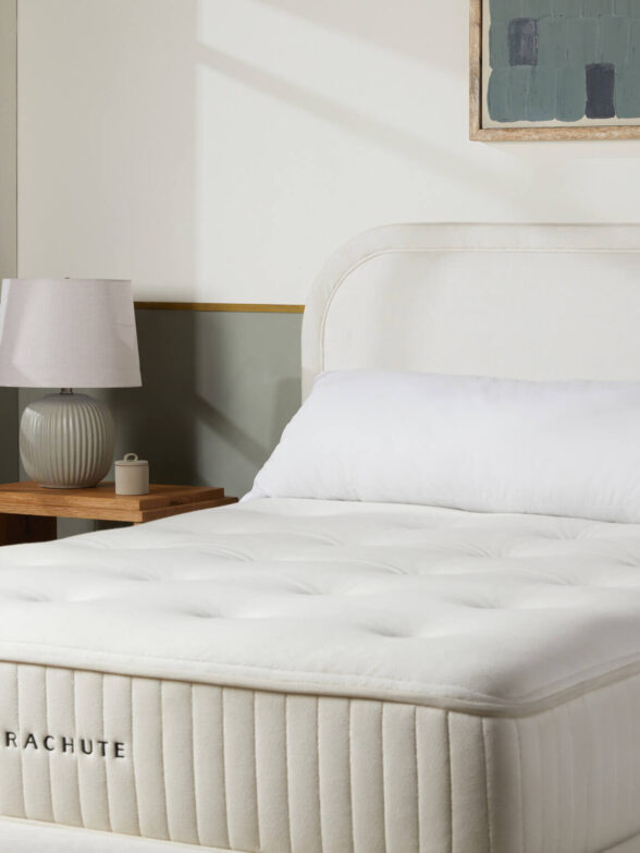 7 Best Body Pillows Made From Nontoxic Materials - The Good Trade