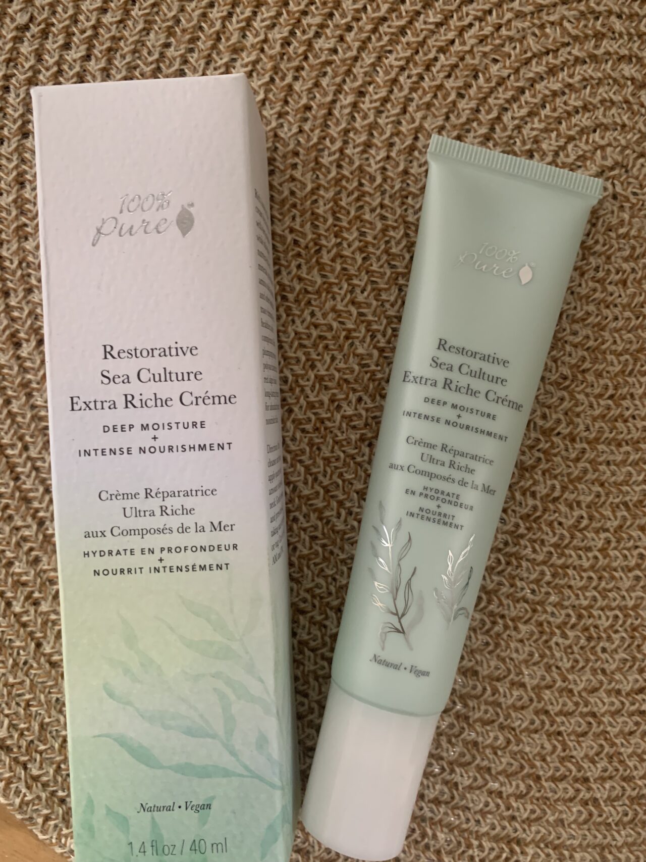 10 Best Natural Face Moisturizers With Organic Ingredients - The Good Trade