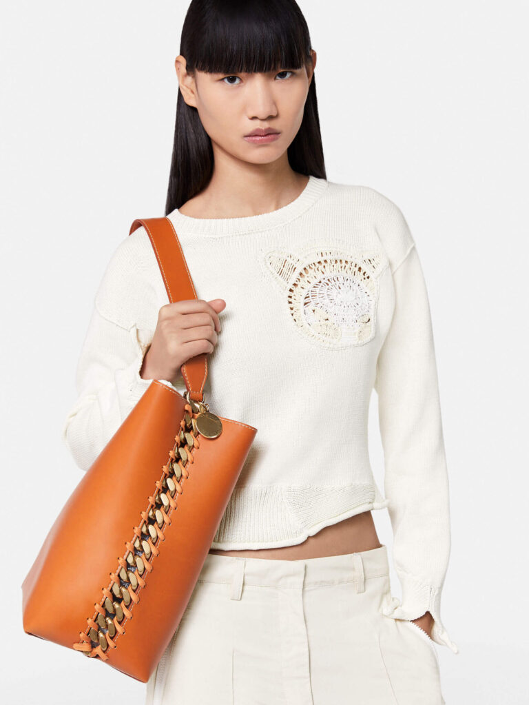 9 Best Vegan Leather Bags And Purses (2025) - The Good Trade