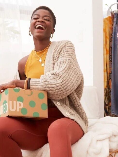 9 Thrift Stores For Buying Vintage Clothing Online - The Good Trade