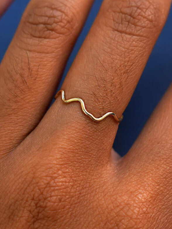 9 Best Minimalist Jewelry Brands For Everyday Wear - The Good Trade