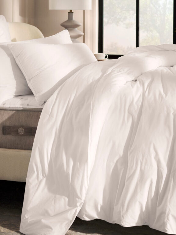 10 Best Organic Comforters And Duvets (2024 Review) - The Good Trade