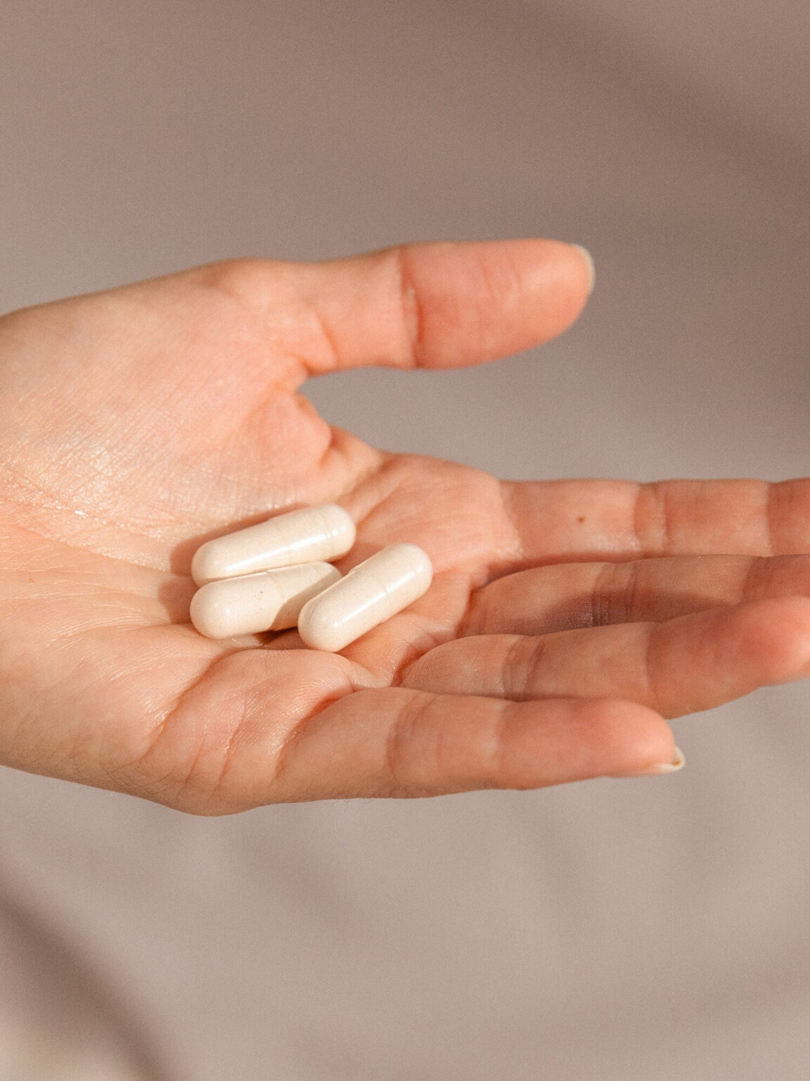 The 9 Best Organic Multivitamins For Women In 2025 - The Good Trade