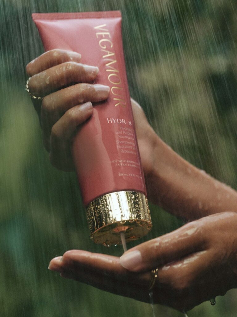 7 Best Natural & Organic Shampoo Brands For 2024 - The Good Trade