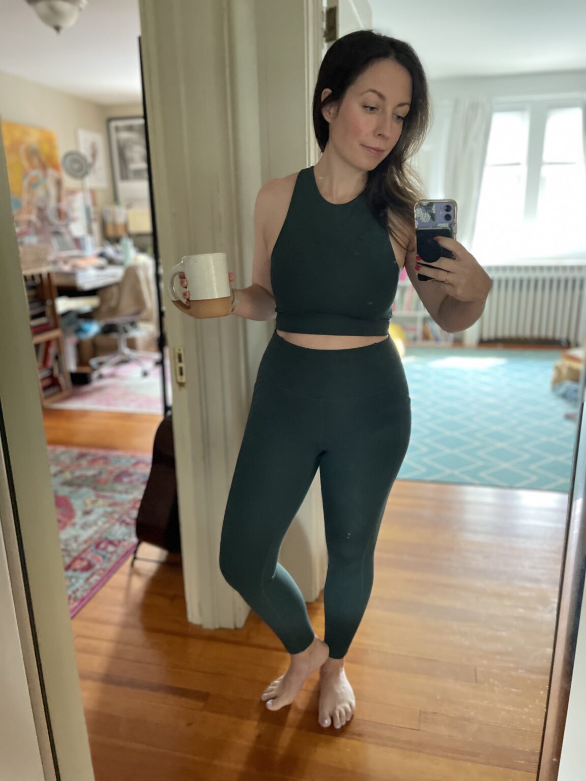 Our Review Of Girlfriend Collective (A Lululemon Dupe) - The Good Trade