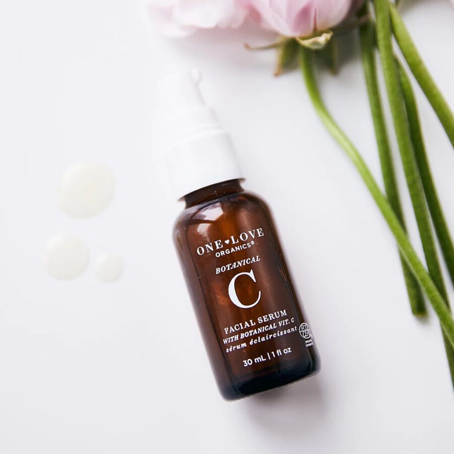 6 Best Natural And Organic Vitamin C Serums For 2025 - The Good Trade