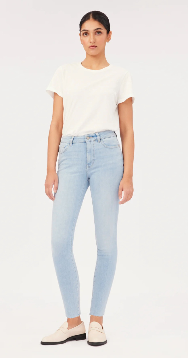 5 Petite Clothing Brands (That Are Also Sustainable) - The Good Trade