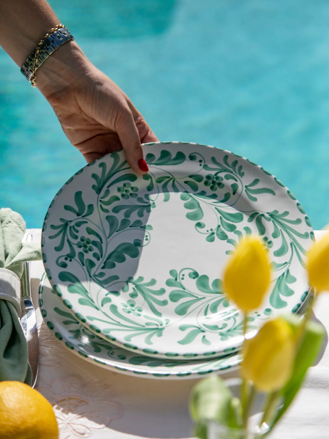 7 Ceramic Plate Brands For Sustainable Dinnerware - The Good Trade