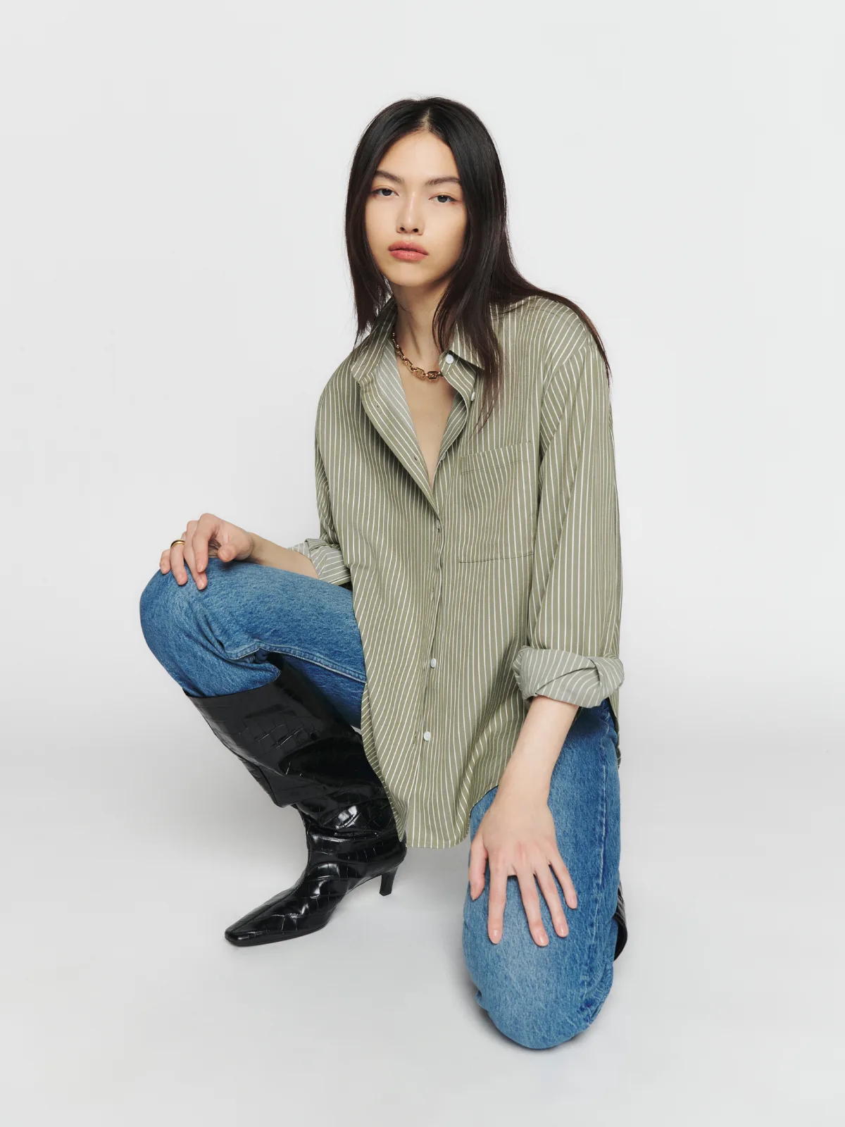 10 Sustainable Button Down Shirts For Women - The Good Trade