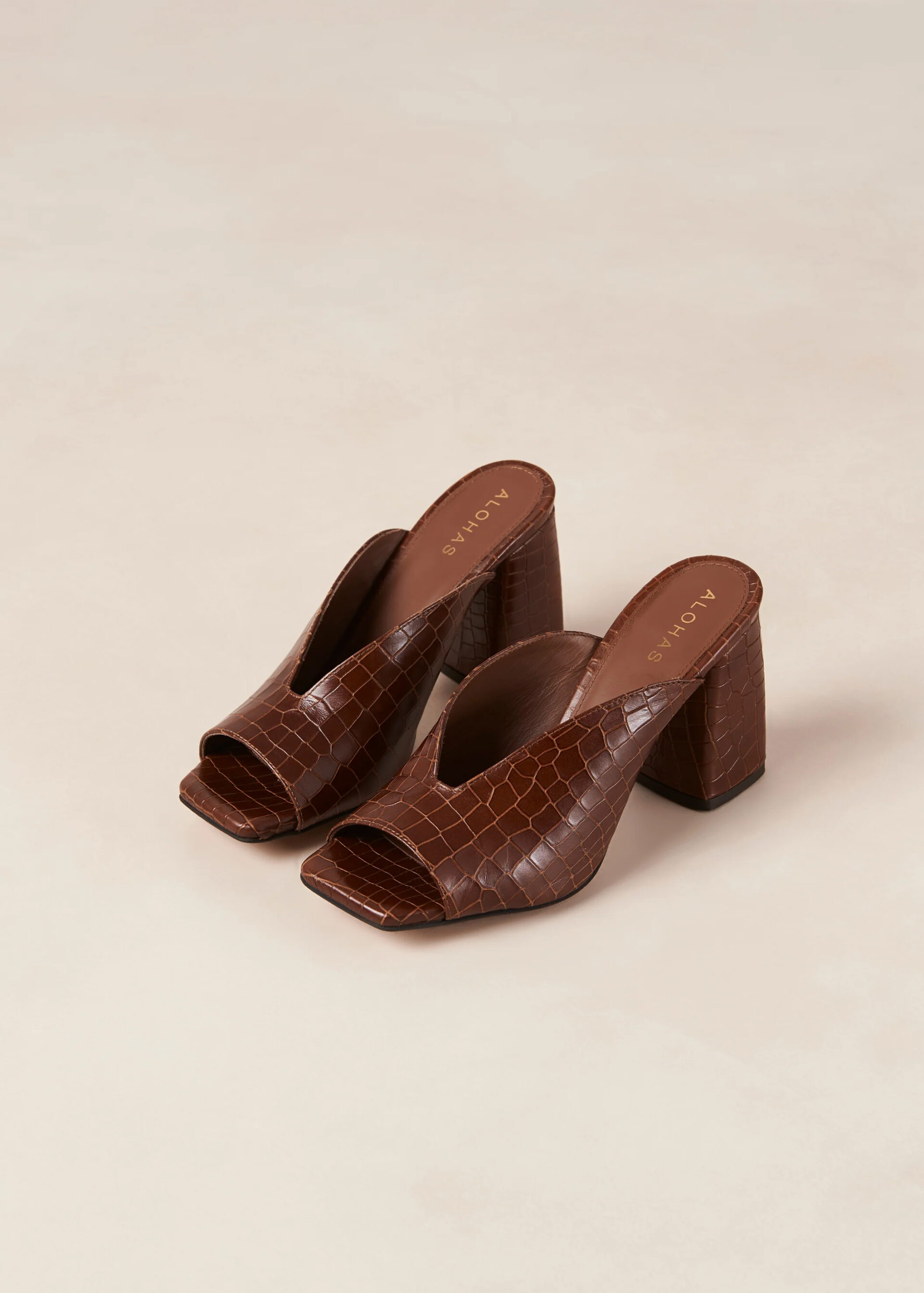 5 Best Mule Shoes & Slides From Sustainable Brands - The Good Trade