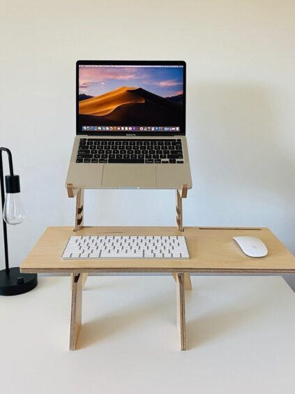 9 Nontoxic & Sustainable Wood Desks For The Home Office - The Good Trade