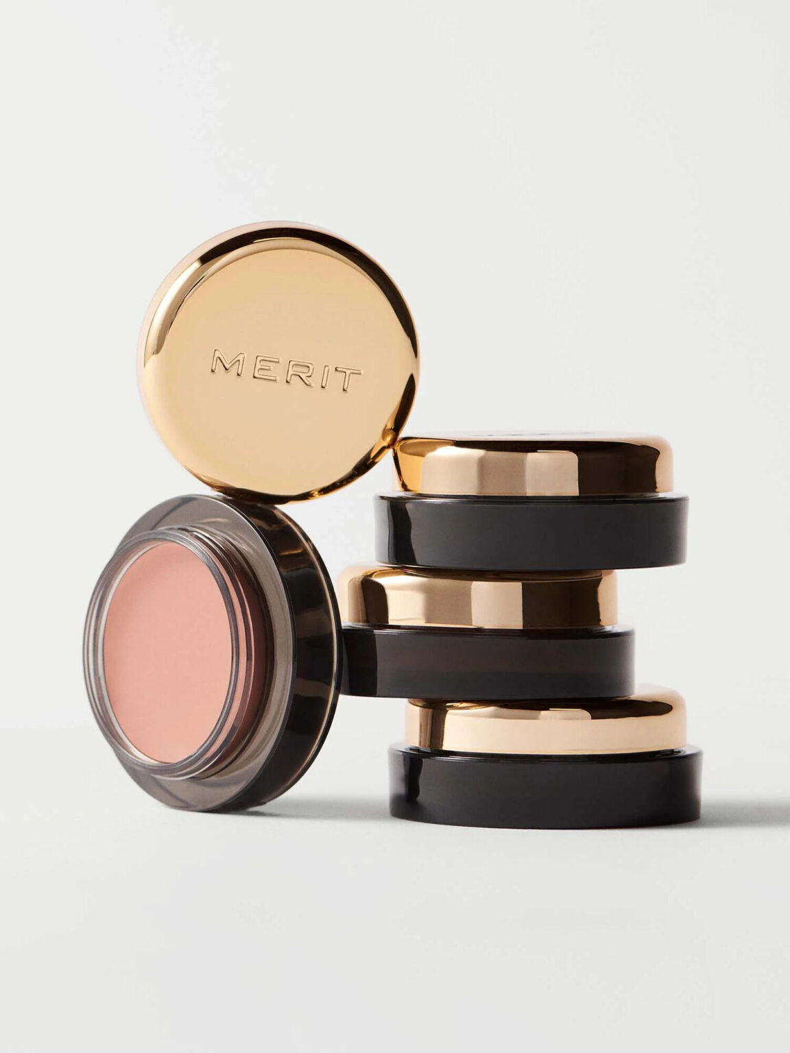 The 10 Best Clean And Organic Makeup Brands of 2024 - The Good Trade