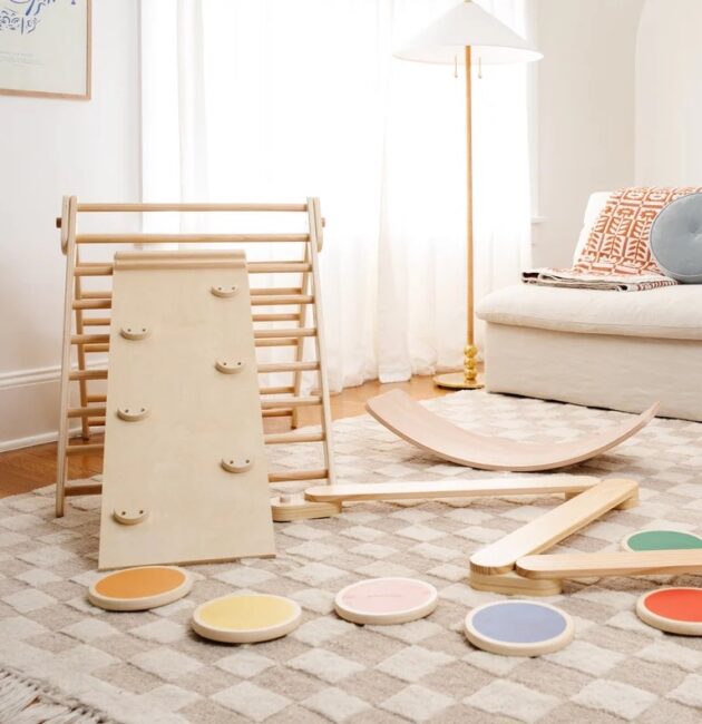 The 9 Best Pikler Triangle Sets For Babies And Toddlers - The Good Trade