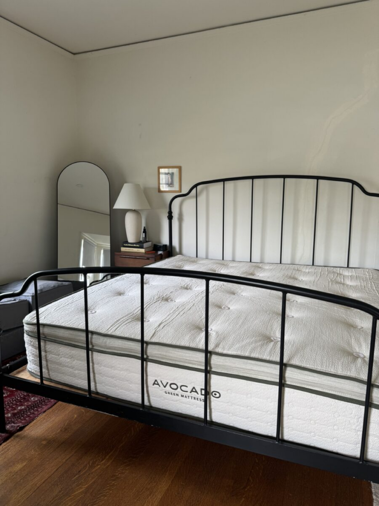 11 Fiberglass-Free Mattresses (And Why It Matters) - The Good Trade