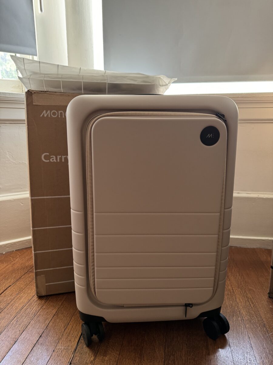 Quince Luggage Vs Monos Luggage - Which Is Better? (Review) - The Good ...