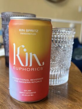 Do Kin Euphorics Actually Give You A Nonalcoholic Buzz? - The Good Trade