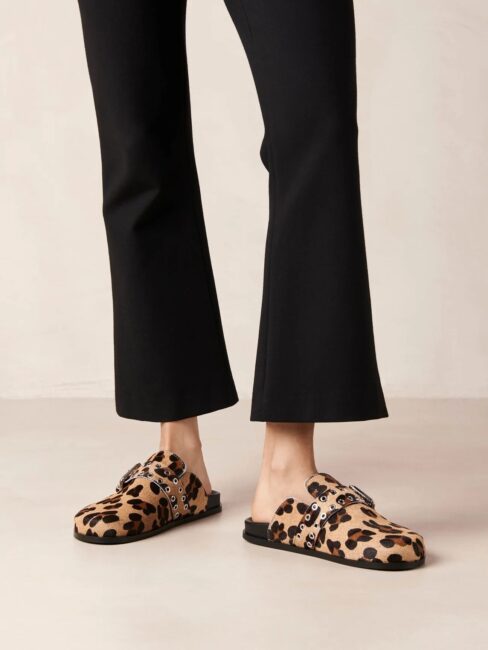 9 Most Comfortable Clogs For Women (2026) - The Good Trade