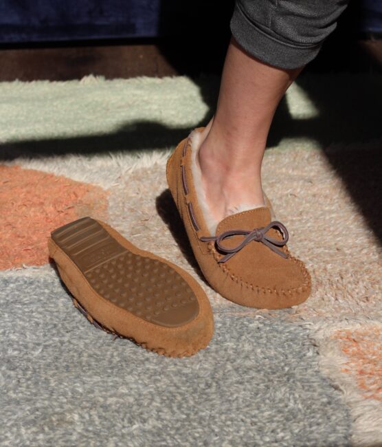 7 Best Organic And Sustainable Slippers (2025) - The Good Trade