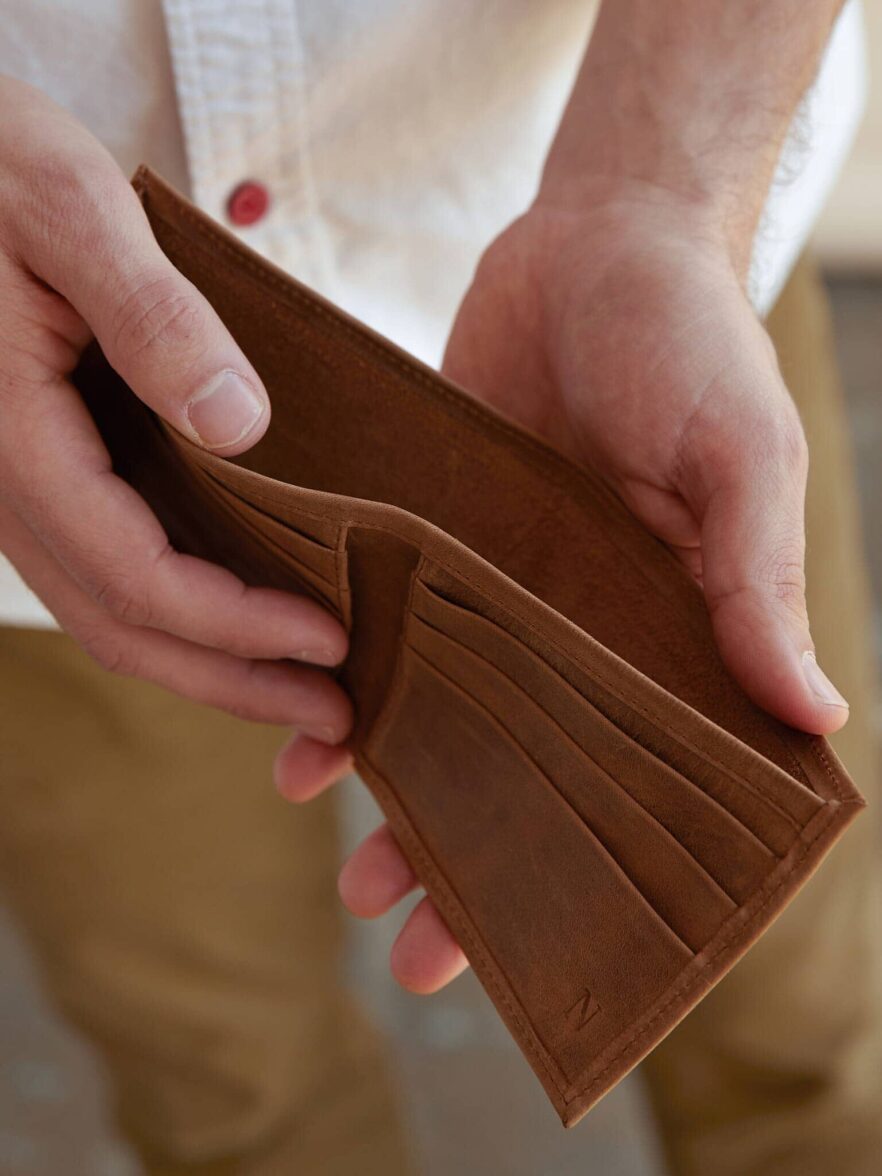 9 Sustainable & Eco-Friendly Wallets For Men (2026) - The Good Trade