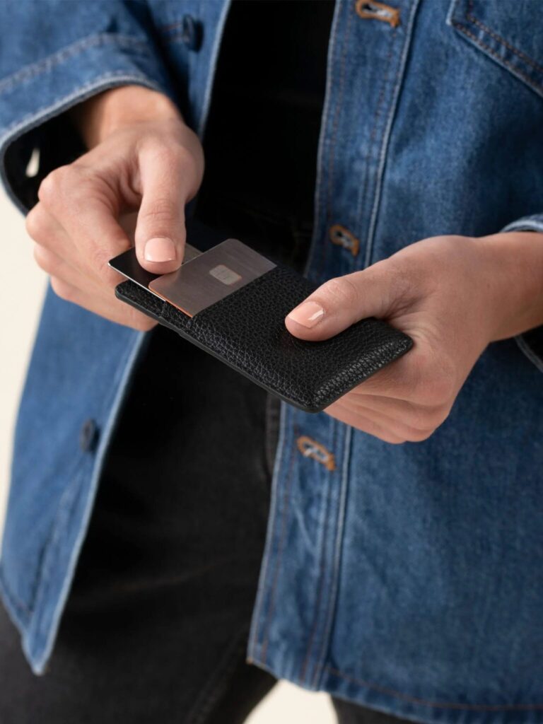 9 Sustainable & Eco-Friendly Wallets For Men (2026) - The Good Trade