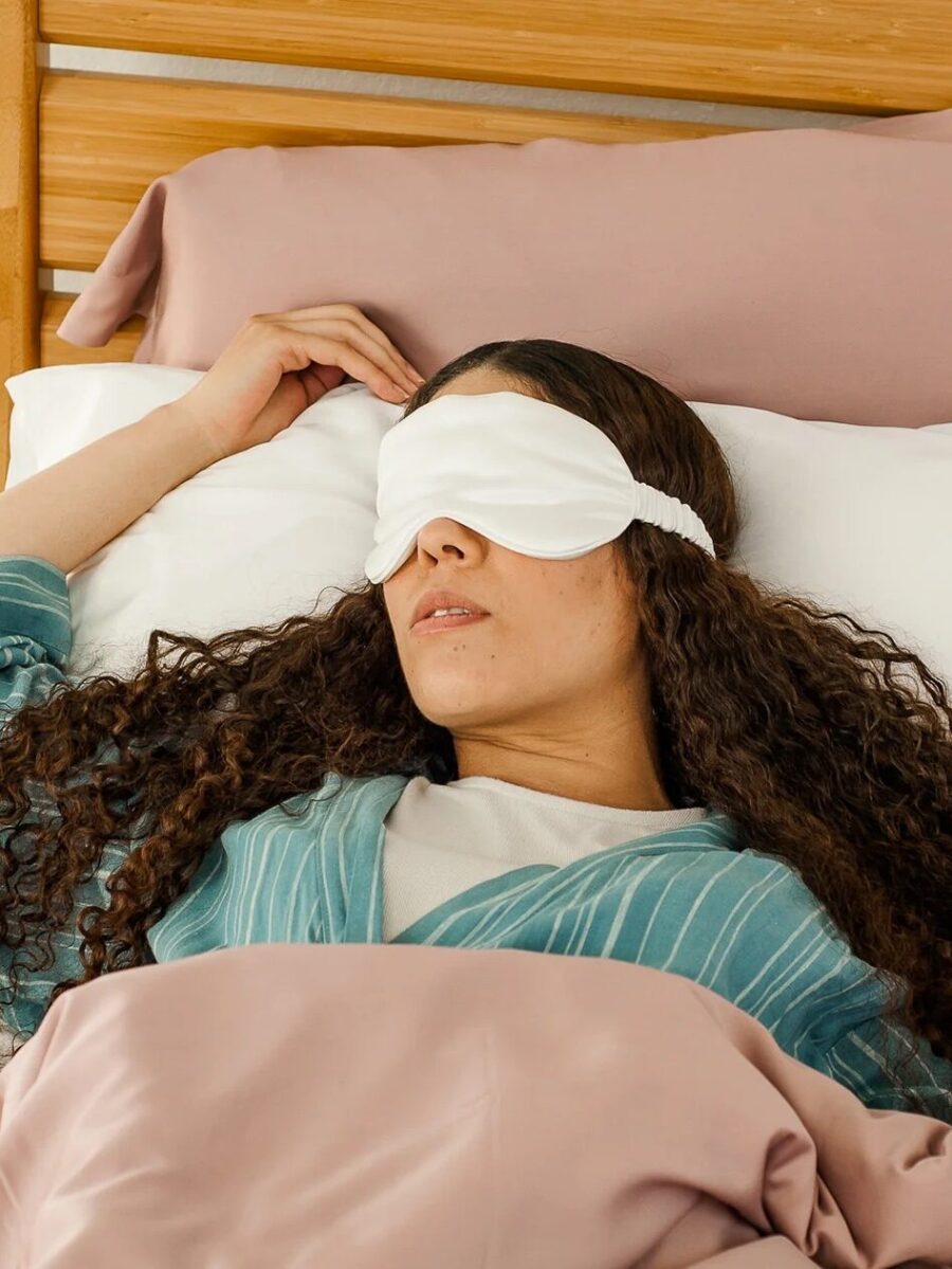 9 Best Sleep Masks With Safe & Organic Materials (2025) - The Good Trade