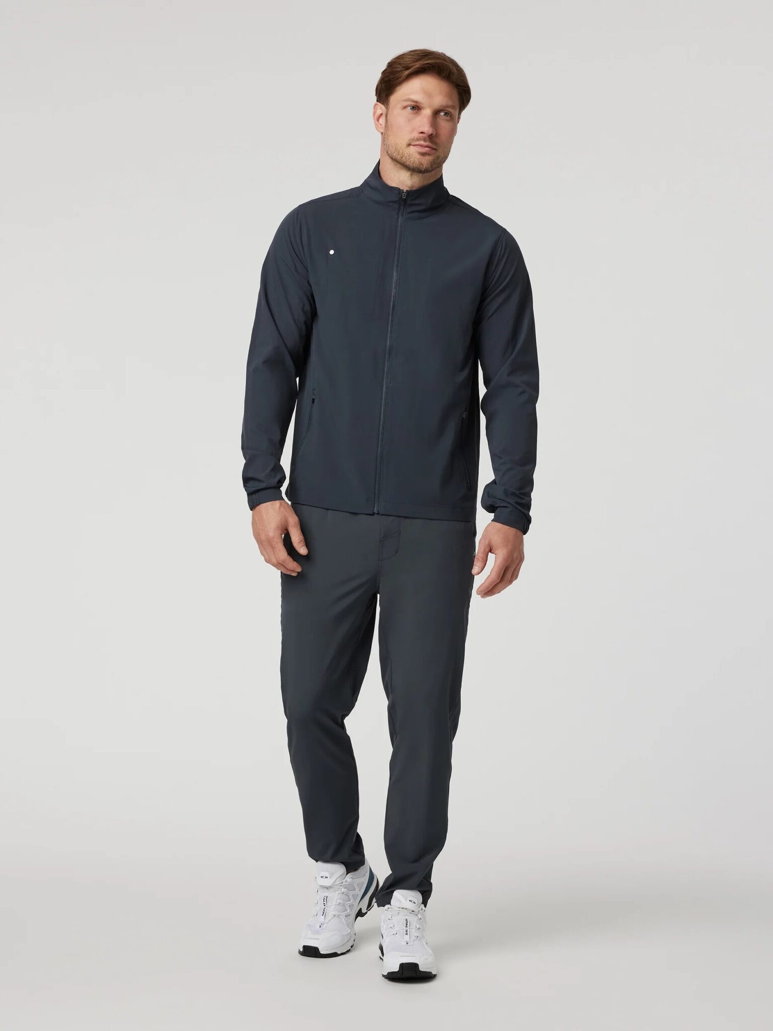 9 Organic And Nontoxic Men's Activewear Brands For 2025 - The Good Trade